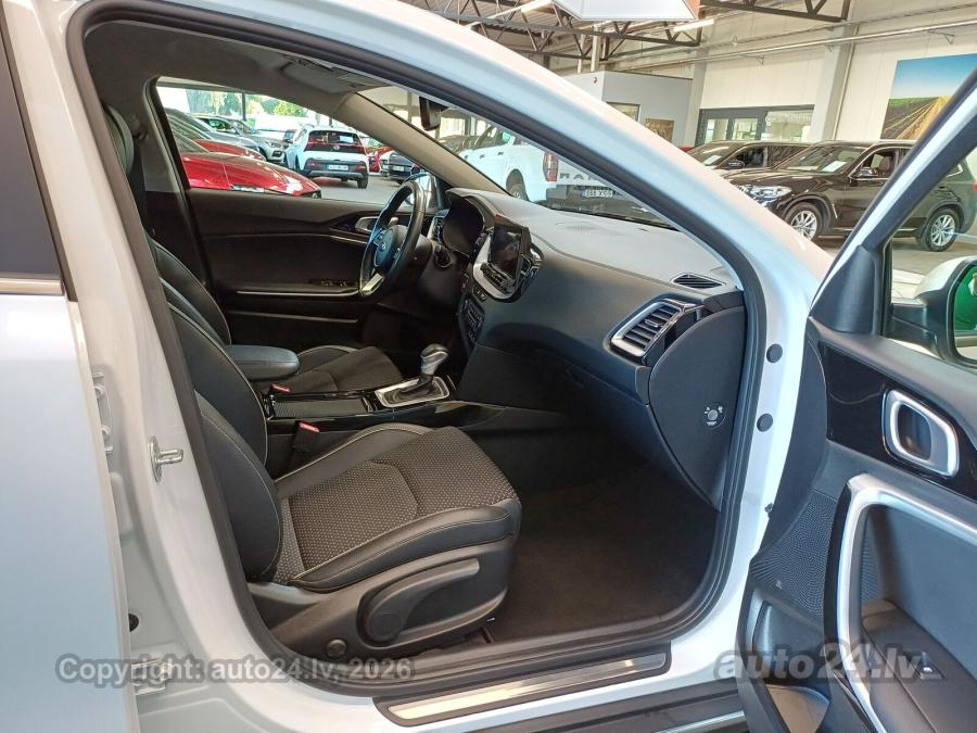 Balts Kia Ceed 2021 Tallina, ar dzinēja tilpumu 1.50 L un nobraukumu 63 tūkst. km par 18300 €, foto 7 vietnē AUTOMOTO.COM.LV
