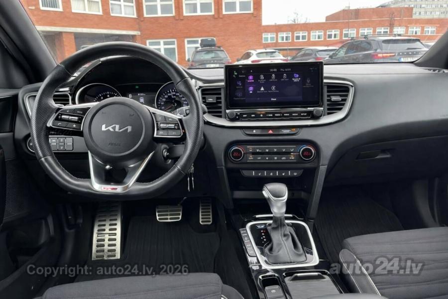Balts Kia Ceed 2022 Tallina, ar dzinēja tilpumu 1.50 L un nobraukumu 50 tūkst. km par 19900 €, foto 4 vietnē AUTOMOTO.COM.LV