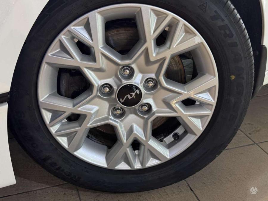 Balts Kia Ceed 2022 Viļņa, ar dzinēja tilpumu 1.00 L un nobraukumu 114 tūkst. km par 10950 €, foto 6 vietnē AUTOMOTO.COM.LV