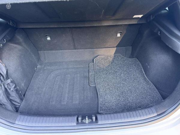 Balts Kia Ceed 2022 Viļņa, ar dzinēja tilpumu 1.00 L un nobraukumu 114 tūkst. km par 10950 €, foto 9 vietnē AUTOMOTO.COM.LV