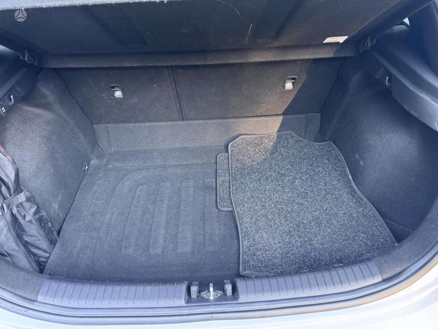 Balts Kia Ceed 2022 Viļņa, ar dzinēja tilpumu 1.00 L un nobraukumu 114 tūkst. km par 10950 €, foto 10 vietnē AUTOMOTO.COM.LV