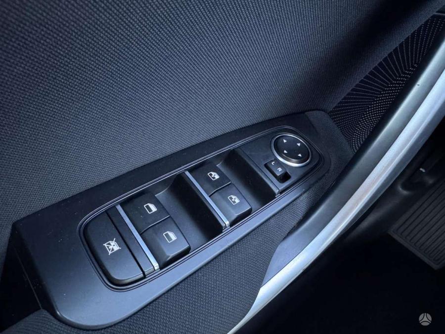 Balts Kia Ceed 2022 Viļņa, ar dzinēja tilpumu 1.00 L un nobraukumu 114 tūkst. km par 10950 €, foto 24 vietnē AUTOMOTO.COM.LV