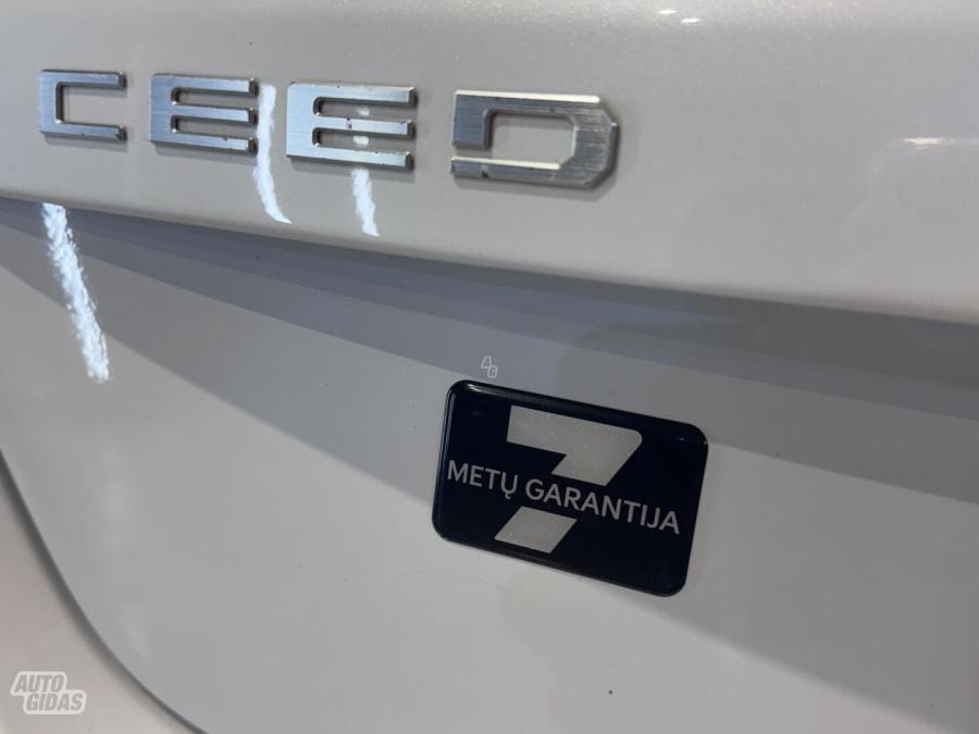 Balts Kia Ceed 2022 Avižieniai, ar dzinēja tilpumu 1.00 L un nobraukumu 114 tūkst. km par 10950 €, foto 4 vietnē AUTOMOTO.COM.LV