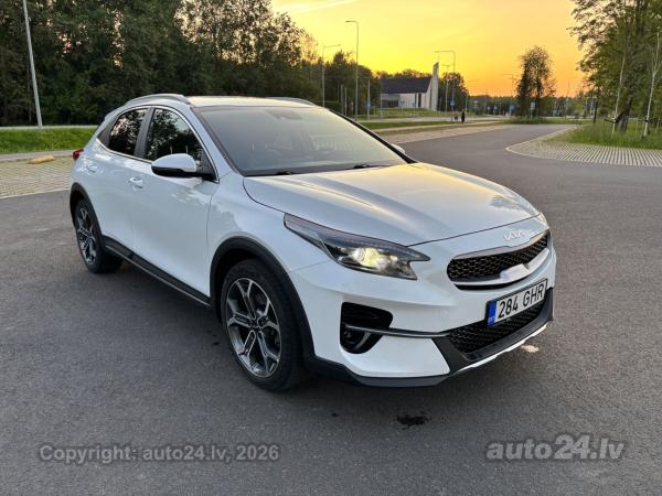 Balts Kia Ceed 2022 Saku, ar dzinēja tilpumu 1.50 L un nobraukumu 92 tūkst. km par 20000 €, foto 1 vietnē AUTOMOTO.COM.LV