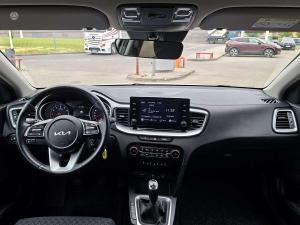 White Kia Ceed 2022 in Vilnius, with an engine capacity of 1.00 L and mileage of 55 thousand km for 13400 €, photo 10 on AUTOMOTO.COM.LV