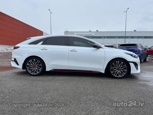 Balts Kia Ceed 2023 Tallina, ar dzinēja tilpumu 1.60 L un nobraukumu 66 tūkst. km par 27500 €, foto 7 vietnē AUTOMOTO.COM.LV