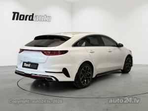 Balts Kia Ceed 2023 Tallina, ar dzinēja tilpumu 1.50 L un nobraukumu 58 tūkst. km par 22900 €, foto 3 vietnē AUTOMOTO.COM.LV