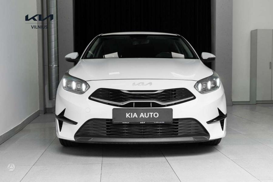 Белый Киа Сид 2023 в Вильнюс, объемом двигателя 1.60 л и пробегом 45 тыс. км за 19500 €, фото 4 на AUTOMOTO.COM.LV