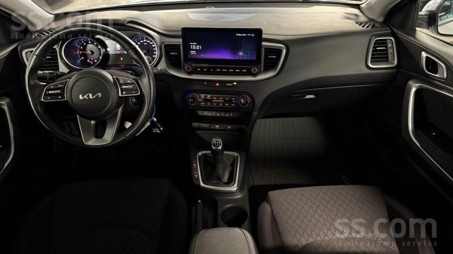 White Kia Ceed 2024 in Riga, with an engine capacity of 1.50 L and mileage of 33 thousand km for 18500 €, photo 17 on AUTOMOTO.COM.LV
