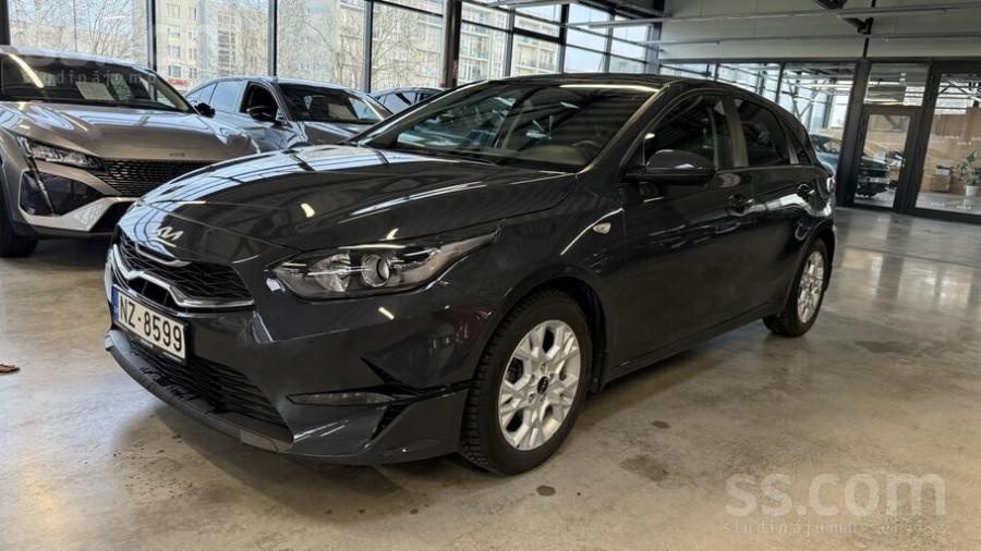 Balts Kia Ceed 2024 Rīga, ar dzinēja tilpumu 1.50 L un nobraukumu 35 tūkst. km par 18500 €, foto 1 vietnē AUTOMOTO.COM.LV