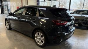 Balts Kia Ceed 2024 Rīga, ar dzinēja tilpumu 1.50 L un nobraukumu 35 tūkst. km par 18500 €, foto 4 vietnē AUTOMOTO.COM.LV