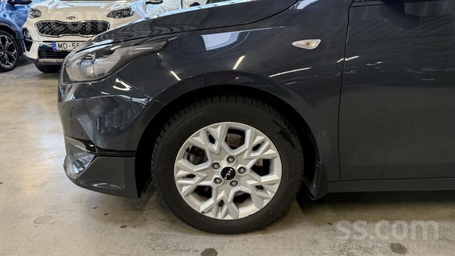 Balts Kia Ceed 2024 Rīga, ar dzinēja tilpumu 1.50 L un nobraukumu 35 tūkst. km par 18500 €, foto 8 vietnē AUTOMOTO.COM.LV