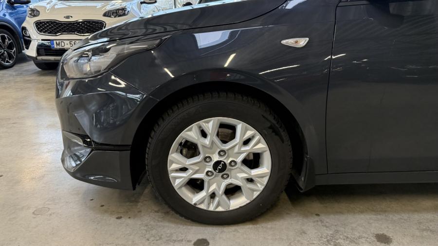 Balts Kia Ceed 2024 Rīga, ar dzinēja tilpumu 1.50 L un nobraukumu 35 tūkst. km par 1850000 €, foto 7 vietnē AUTOMOTO.COM.LV