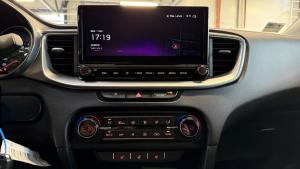 Balts Kia Ceed 2024 Rīga, ar dzinēja tilpumu 1.50 L un nobraukumu 35 tūkst. km par 1850000 €, foto 20 vietnē AUTOMOTO.COM.LV