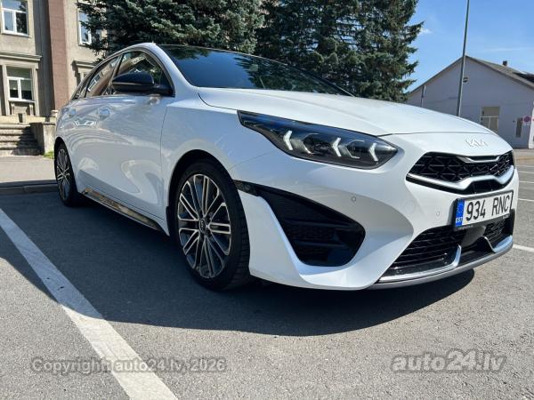 White Kia Ceed 2024 in Tallinn, with an engine capacity of 1.50 L and mileage of 52 thousand km for 27500 €, photo 5 on AUTOMOTO.COM.LV