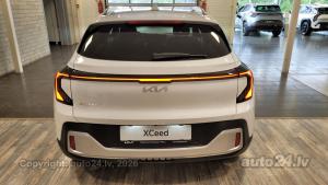 White Kia Ceed 2026 in Parnu, with an engine capacity of 1.60 L and mileage of 0 thousand km for 27960 €, photo 7 on AUTOMOTO.COM.LV