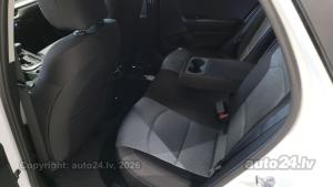 White Kia Ceed 2026 in Parnu, with an engine capacity of 1.60 L and mileage of 0 thousand km for 27960 €, photo 11 on AUTOMOTO.COM.LV