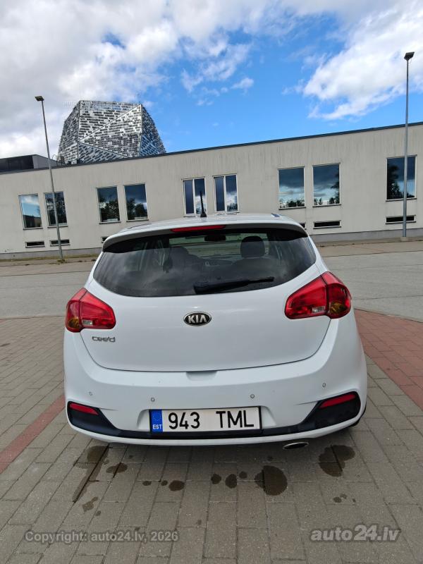 White Kia Ceed 2013 in Tallinn, with an engine capacity of 1.40 L and mileage of 113 thousand km for 5500 €, photo 2 on AUTOMOTO.COM.LV