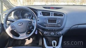 White Kia Ceed 2012 in Riga, with an engine capacity of 1.40 L and mileage of 336 thousand km for 2700 €, photo 9 on AUTOMOTO.COM.LV