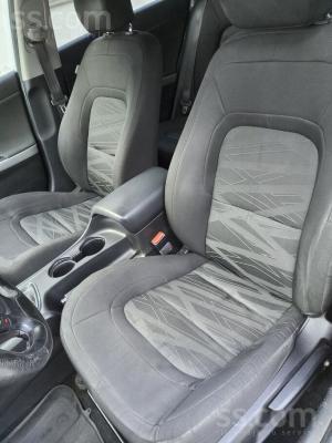 Balts Kia Ceed 2012 Daugavpils, ar dzinēja tilpumu 1.60 L un nobraukumu 327 tūkst. km par 3600 €, foto 10 vietnē AUTOMOTO.COM.LV