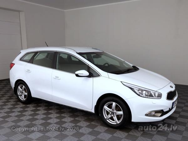 Balts Kia Ceed 2012 Tallina, ar dzinēja tilpumu 1.60 L un nobraukumu 325 tūkst. km par 3499 €, foto 1 vietnē AUTOMOTO.COM.LV