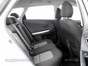 White Kia Ceed 2012 in Tallinn, with an engine capacity of 1.60 L and mileage of 325 thousand km for 3499 €, photo 8 on AUTOMOTO.COM.LV