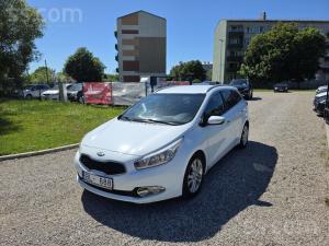 White Kia Ceed 2013 in Ventspils, with an engine capacity of 1.60 L and mileage of 379 thousand km for 3650 €, photo  on AUTOMOTO.COM.LV