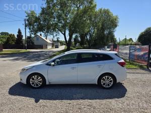 Balts Kia Ceed 2013 Ventspils, ar dzinēja tilpumu 1.60 L un nobraukumu 379 tūkst. km par 3650 €, foto 5 vietnē AUTOMOTO.COM.LV