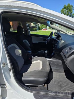 Balts Kia Ceed 2013 Ventspils, ar dzinēja tilpumu 1.60 L un nobraukumu 379 tūkst. km par 3650 €, foto 14 vietnē AUTOMOTO.COM.LV