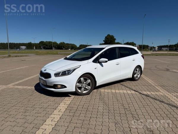 Белый Киа Сид 2013 в Рига, объемом двигателя 1.60 л и пробегом 265 тыс. км за 2900 €, фото 6 на AUTOMOTO.COM.LV