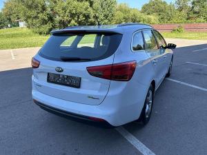 Balts Kia Ceed 2013 Telšiai, ar dzinēja tilpumu 1.60 L un nobraukumu 239 tūkst. km par 4500 €, foto 6 vietnē AUTOMOTO.COM.LV