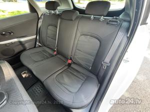 White Kia Ceed 2013 in Paide, with an engine capacity of 1.40 L and mileage of 132 thousand km for 5490 €, photo 13 on AUTOMOTO.COM.LV
