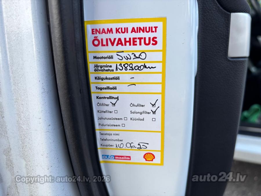 White Kia Ceed 2013 in Paide, with an engine capacity of 1.40 L and mileage of 132 thousand km for 5490 €, photo 24 on AUTOMOTO.COM.LV