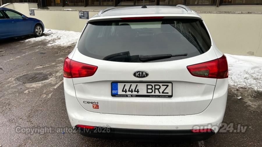 Balts Kia Ceed 2016 Tallina, ar dzinēja tilpumu 1.60 L un nobraukumu 225 tūkst. km par 6500 €, foto 14 vietnē AUTOMOTO.COM.LV