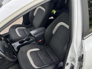 White Kia Ceed 2016 in Riga, with an engine capacity of 1.60 L and mileage of 224 thousand km for 5750 €, photo 12 on AUTOMOTO.COM.LV