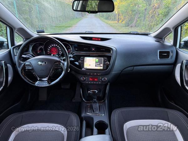 Balts Kia Ceed 2016 Tallina, ar dzinēja tilpumu 1.60 L un nobraukumu 229 tūkst. km par 5990 €, foto 10 vietnē AUTOMOTO.COM.LV