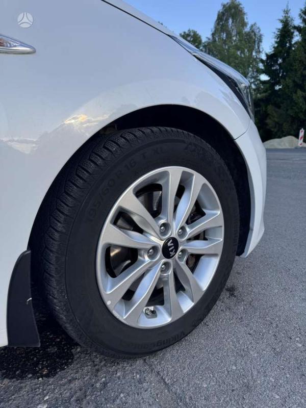 Balts Kia Ceed 2016 Plungė, ar dzinēja tilpumu 1.59 L un nobraukumu 273 tūkst. km par 5500 €, foto 7 vietnē AUTOMOTO.COM.LV