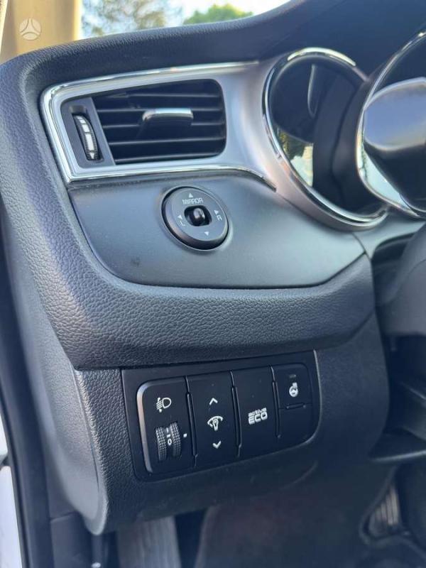 Balts Kia Ceed 2016 Plungė, ar dzinēja tilpumu 1.59 L un nobraukumu 273 tūkst. km par 5500 €, foto 10 vietnē AUTOMOTO.COM.LV