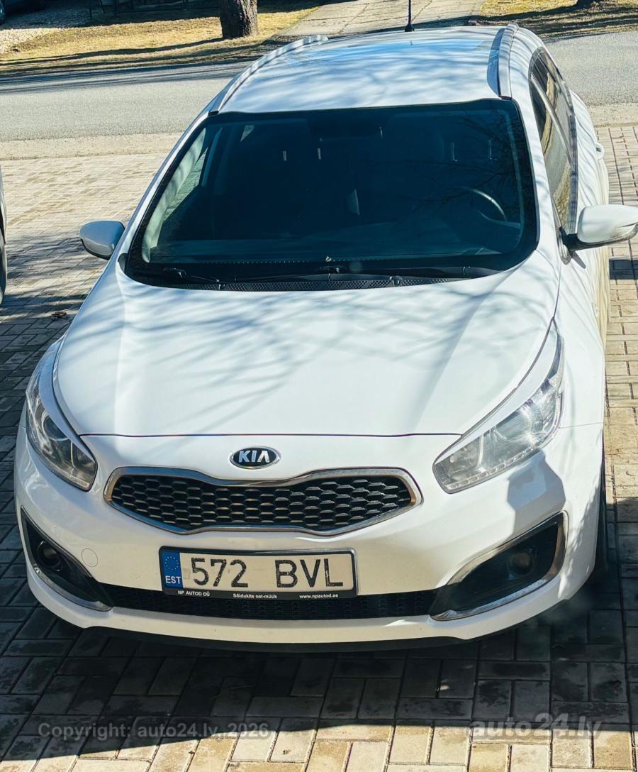 White Kia Ceed 2017 in Rakvere, with an engine capacity of 1.60 L and mileage of 218 thousand km for 6600 €, photo 1 on AUTOMOTO.COM.LV
