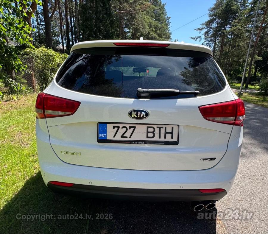 Balts Kia Ceed 2017 Tallina, ar dzinēja tilpumu 1.60 L un nobraukumu 125 tūkst. km par 9990 €, foto 7 vietnē AUTOMOTO.COM.LV
