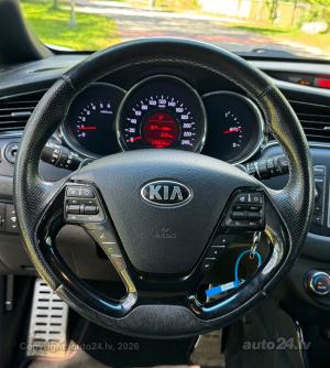 Balts Kia Ceed 2017 Tallina, ar dzinēja tilpumu 1.60 L un nobraukumu 125 tūkst. km par 9990 €, foto 12 vietnē AUTOMOTO.COM.LV