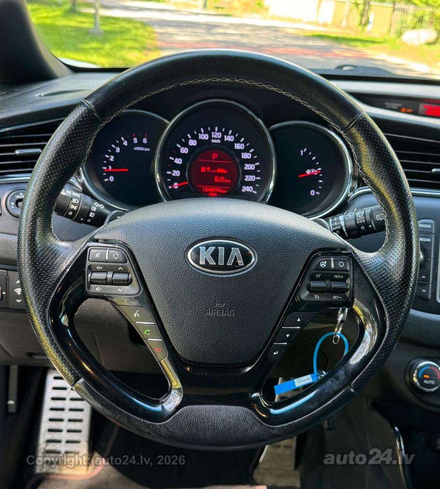 Balts Kia Ceed 2017 Tallina, ar dzinēja tilpumu 1.60 L un nobraukumu 125 tūkst. km par 9990 €, foto 12 vietnē AUTOMOTO.COM.LV