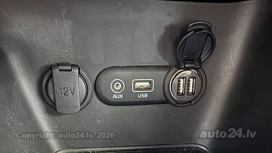 Balts Kia Ceed 2017 Tallina, ar dzinēja tilpumu 1.60 L un nobraukumu 125 tūkst. km par 9990 €, foto 16 vietnē AUTOMOTO.COM.LV