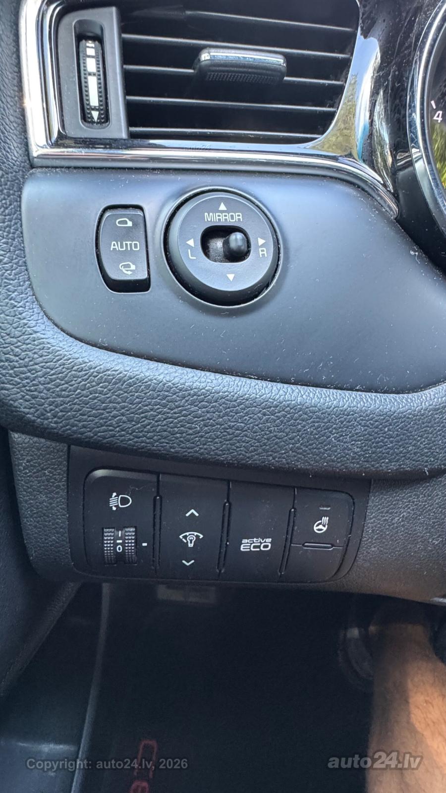 Balts Kia Ceed 2017 Tallina, ar dzinēja tilpumu 1.60 L un nobraukumu 125 tūkst. km par 9990 €, foto 17 vietnē AUTOMOTO.COM.LV