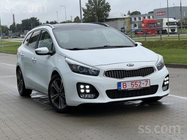 White Kia Ceed 2017 in Rezekne, with an engine capacity of 1.00 L and mileage of 272 thousand km for 7350 €, photo 4 on AUTOMOTO.COM.LV