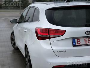 White Kia Ceed 2017 in Rezekne, with an engine capacity of 1.00 L and mileage of 272 thousand km for 7350 €, photo 7 on AUTOMOTO.COM.LV