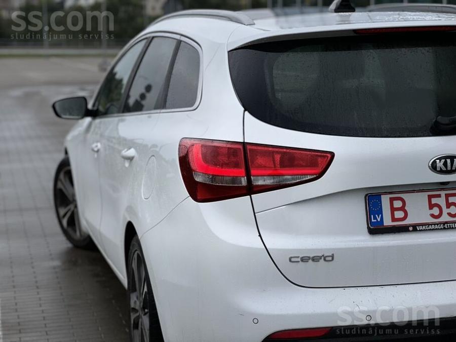 White Kia Ceed 2017 in Rezekne, with an engine capacity of 1.00 L and mileage of 272 thousand km for 7350 €, photo 7 on AUTOMOTO.COM.LV