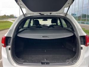 White Kia Ceed 2017 in Rezekne, with an engine capacity of 1.00 L and mileage of 272 thousand km for 7350 €, photo 15 on AUTOMOTO.COM.LV