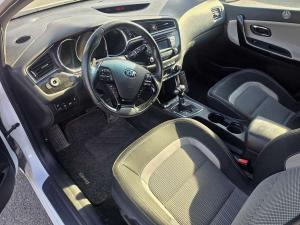 Balts Kia Ceed 2017 Marijampole, ar dzinēja tilpumu 1.59 L un nobraukumu 262 tūkst. km par 4350 €, foto 7 vietnē AUTOMOTO.COM.LV