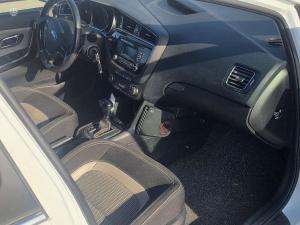 Balts Kia Ceed 2017 Marijampole, ar dzinēja tilpumu 1.59 L un nobraukumu 262 tūkst. km par 4350 €, foto 10 vietnē AUTOMOTO.COM.LV